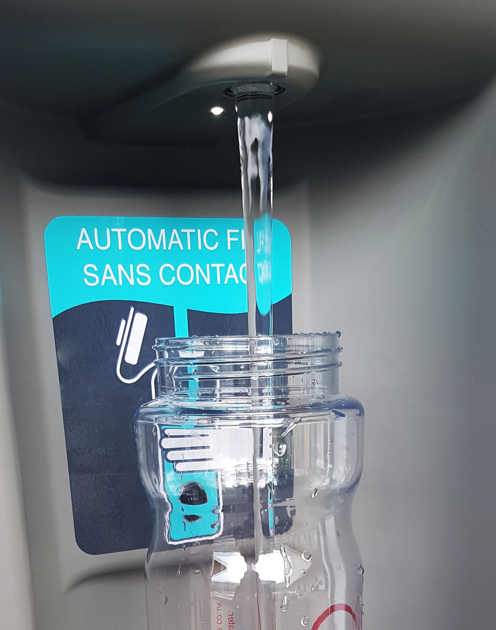 Water Refilling Stations : School Bottle - reusable personalized water ...